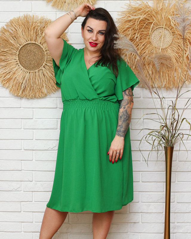 Rochie de dama verde inchis cu talie decupata. Îmbrăcăminte de mărimi ...